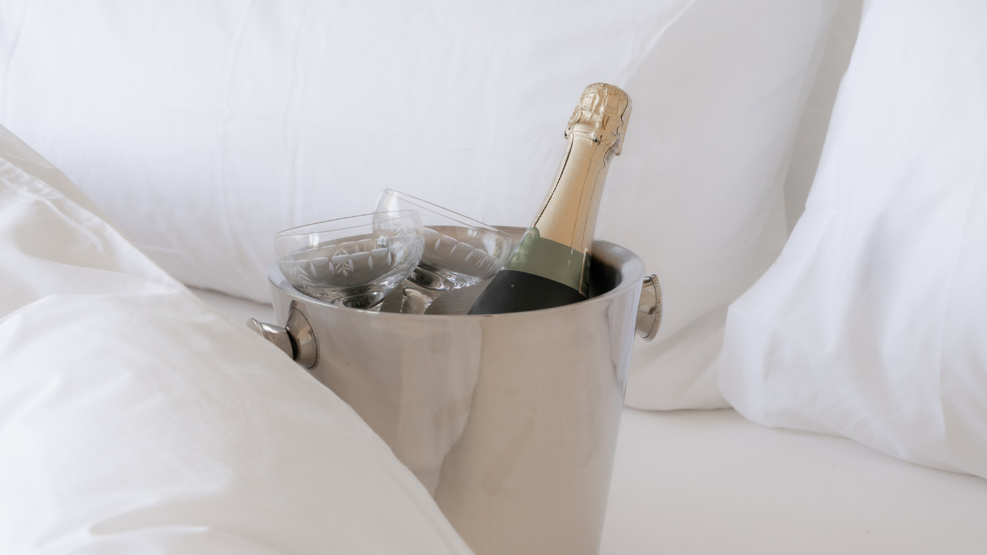 Hotel Luxury at home: 6 easy ways to create that hotel feeling at home ...